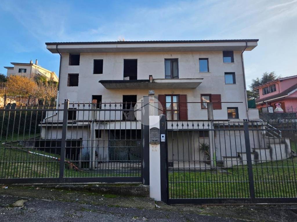 Vendita Villa unifamiliare in via delle Rose 7 San Polo dei Cavalieri ...