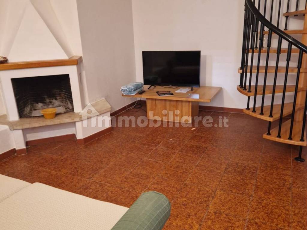 Vendita Villa a schiera in via Dottor Giorgio Sortino 40A Ragusa. Buono ...