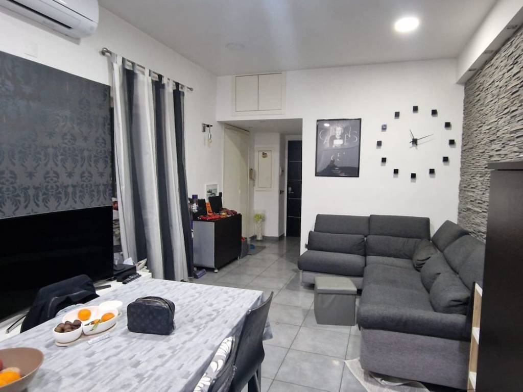 Vendita Appartamento Napoli. Bilocale in via Generale Francesco ...