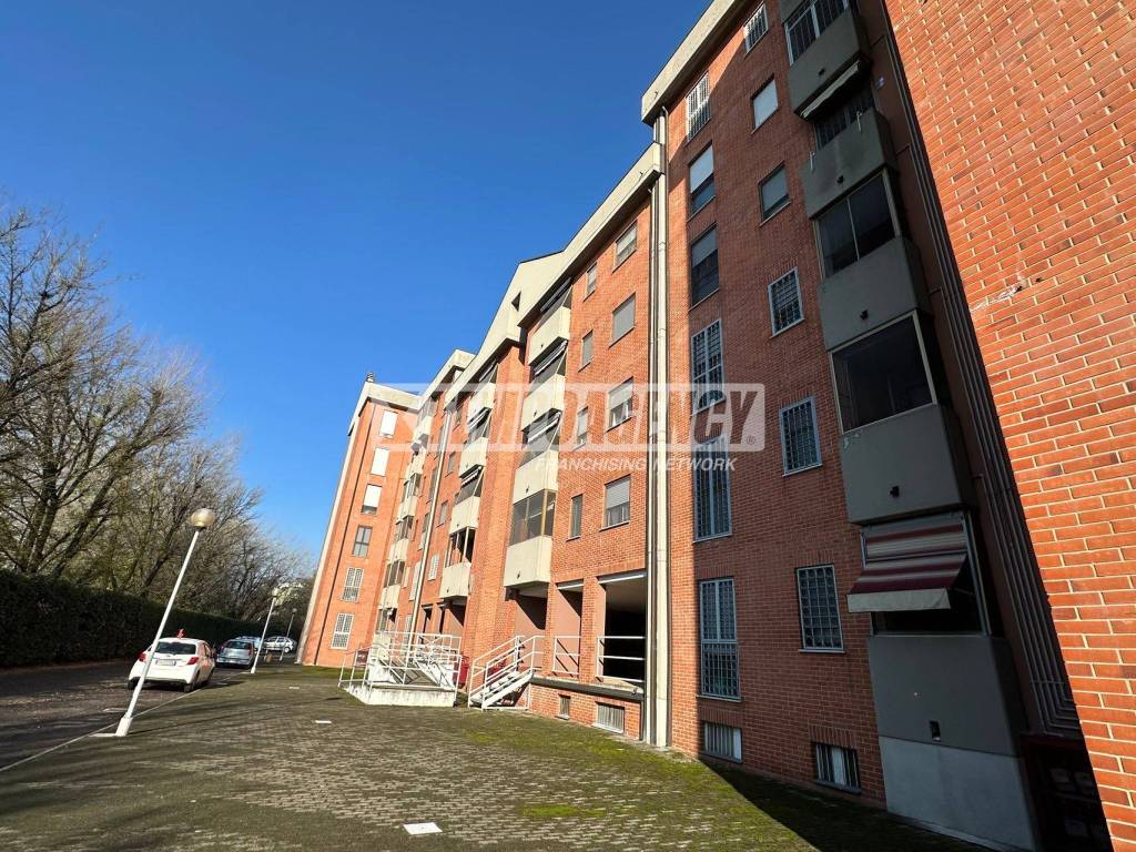 Vendita Appartamento Rozzano. Trilocale in via Felice Cavallotti ...