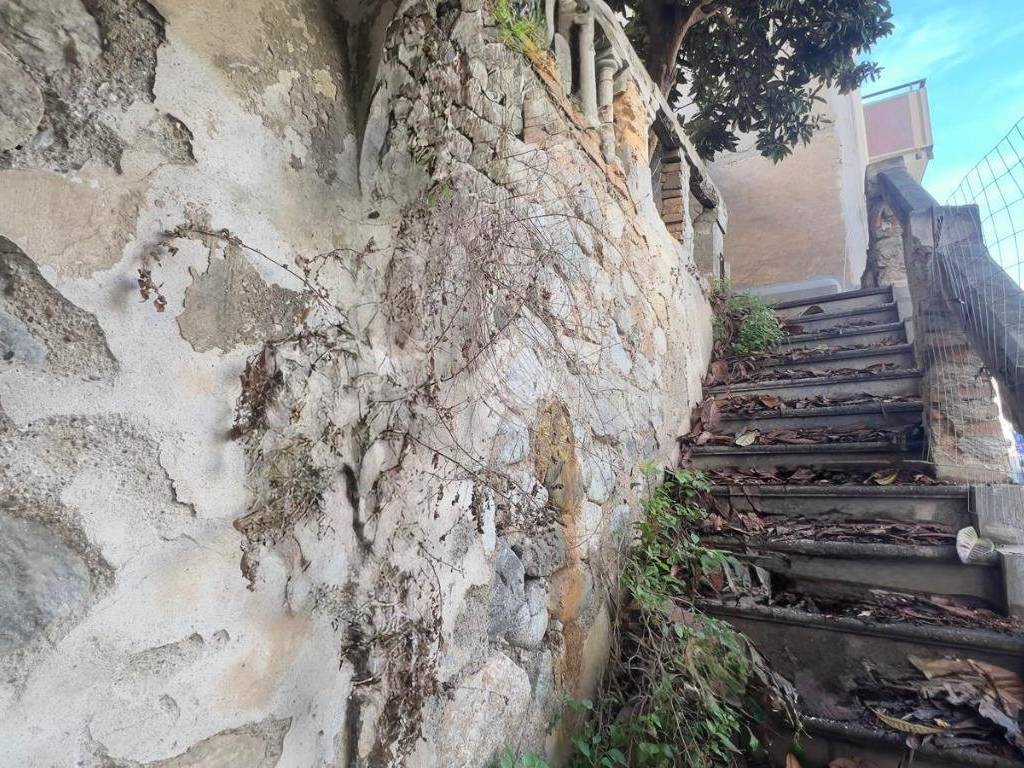 Sale Multi-family detached house in via Dalmazia 88 Reggio Calabria. To ...