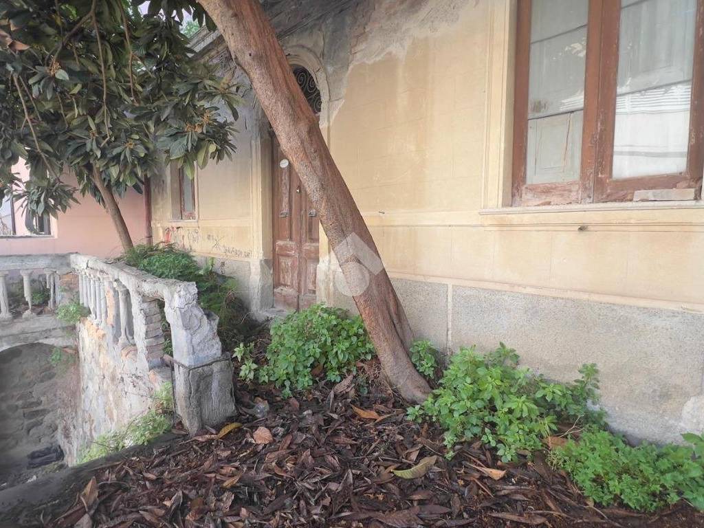 Sale Multi-family detached house in via Dalmazia 88 Reggio Calabria. To ...