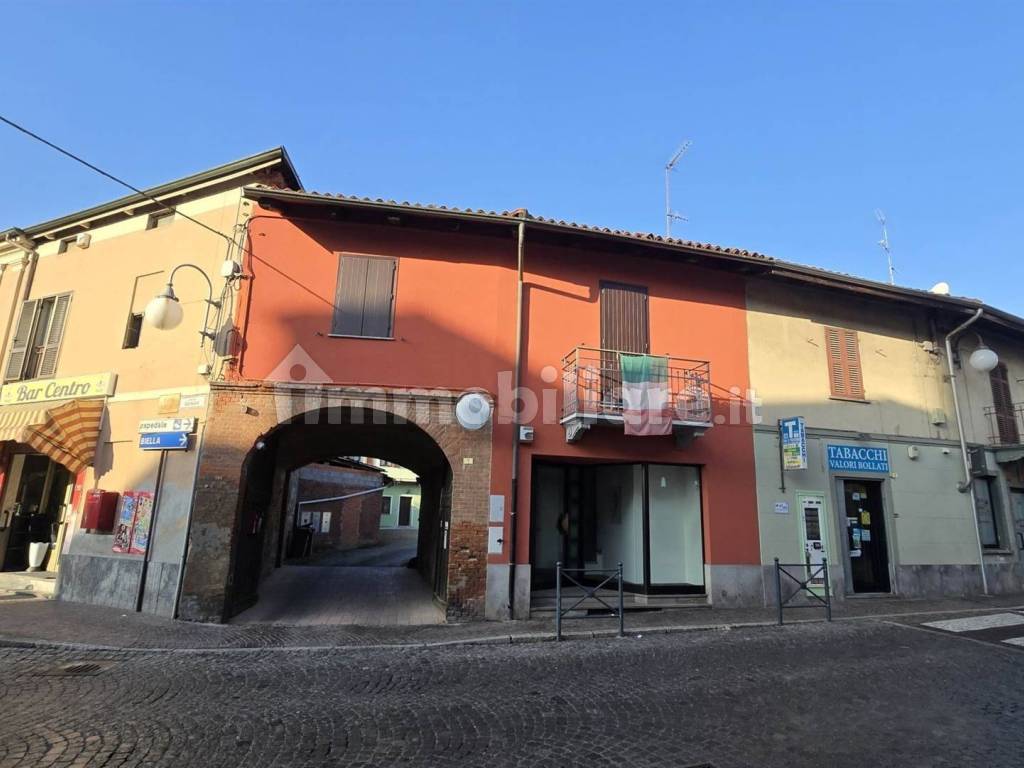 Vendita Terratetto unifamiliare in via Mazzini 1 Ponderano. Buono stato ...