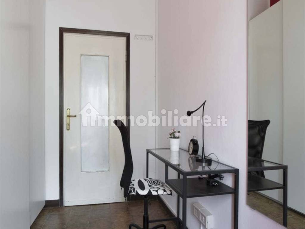 Stanza in affitto in Appartamento, affittasi camera via Salvatore ...