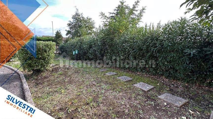 Vendita Appartamento in via Enrico Fermi. Benevento, rif. 126123863