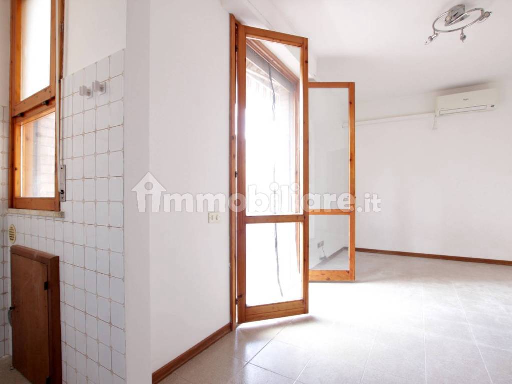 Vendita Appartamento Castelnuovo Berardenga. Quadrilocale in via Guido ...