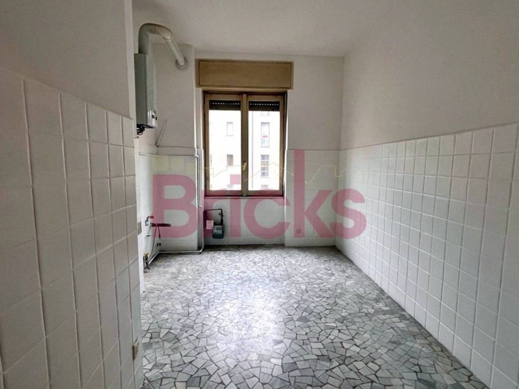 Vendita Appartamento Milano. Trilocale in via Francesco Nullo 18. Da ...