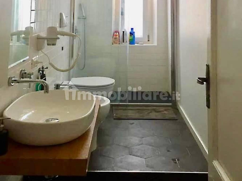 Stanza singola in affitto, affittasi camera singola via Gian Francesco ...