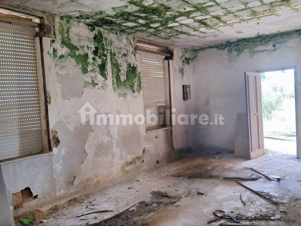 Sale Farmhouse in Strada Statale Sud Occidentale Sicula Mazara del ...