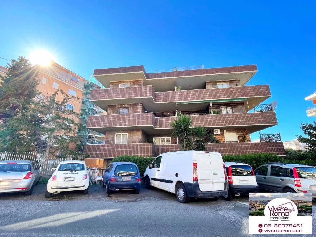 Vendita Appartamento Roma. Quadrilocale in via Cardinale Garampi. Buono ...