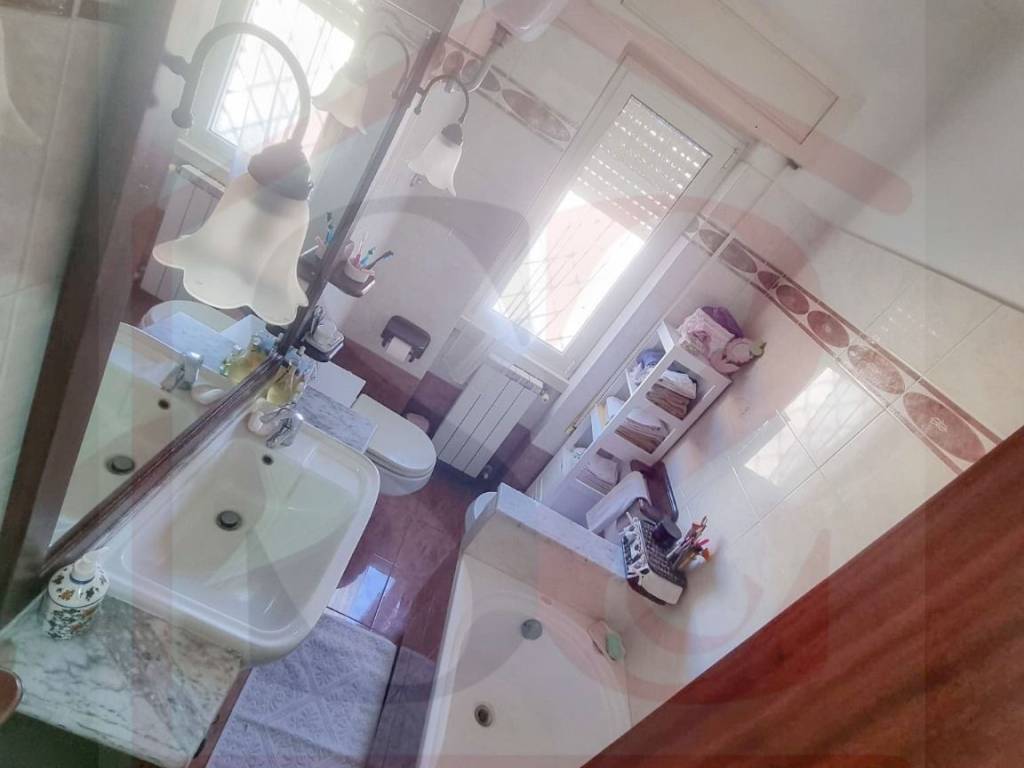 Sale Apartment Ladispoli. 2-room flat in via Claudia. Good condition ...