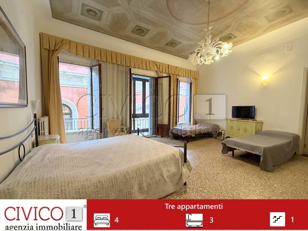 Sale Apartment in Campo San Bortolomio 5396. Venice. Good condition ...