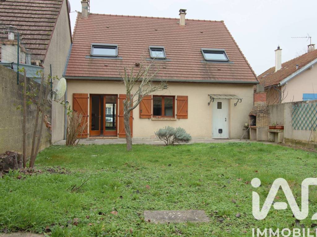 Sale Single-family detached house Gif-sur-Yvette. 100 m², ref. 126204609