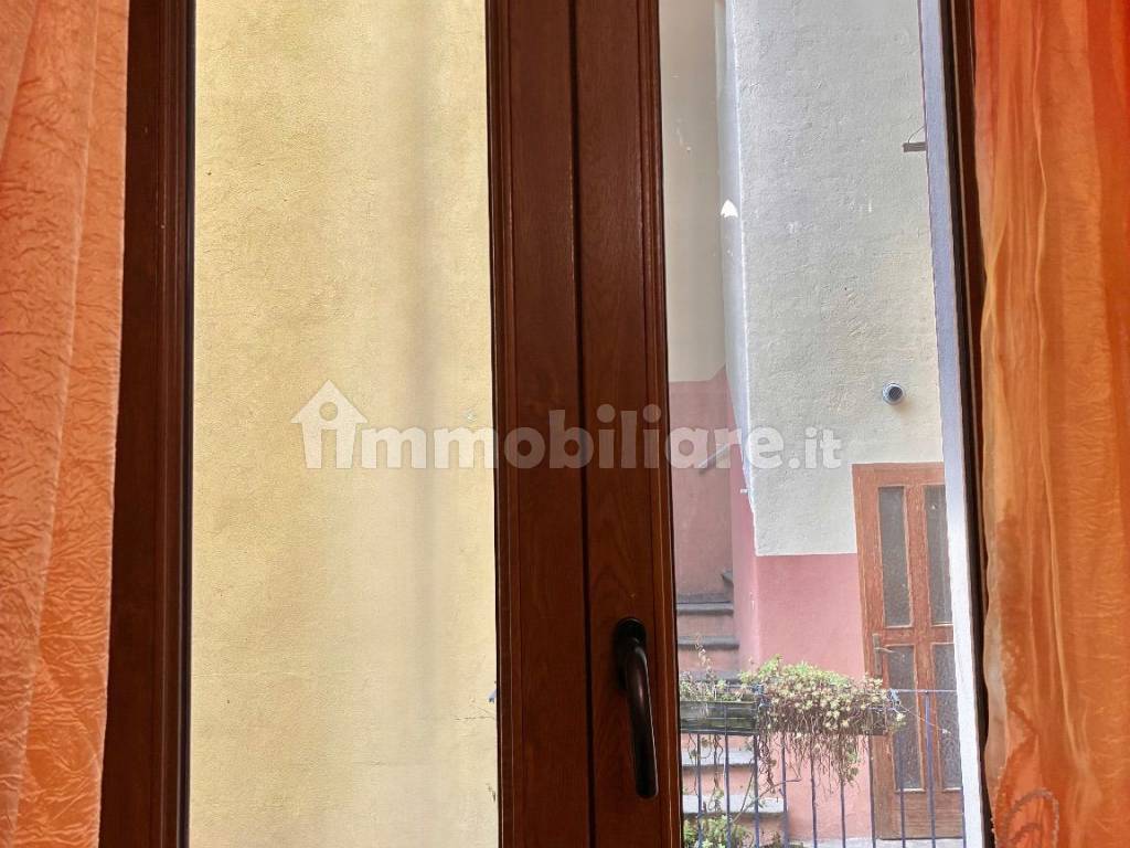 Affitto Appartamento Porto Ceresio. Trilocale in Strada Statale di ...