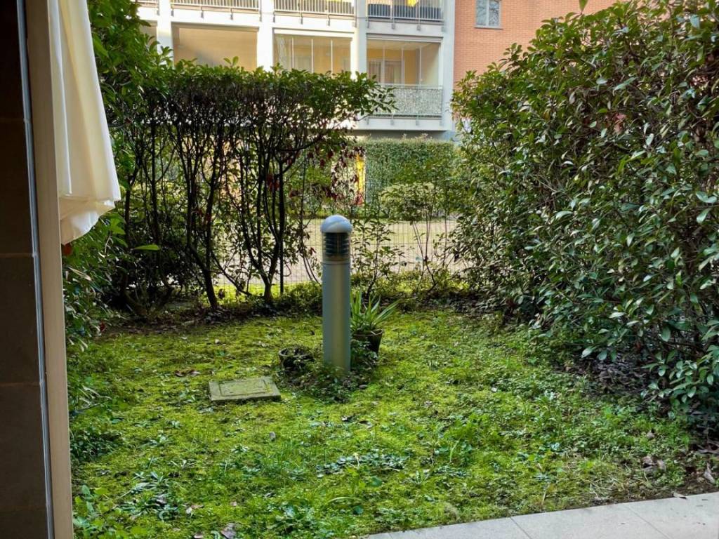 Affitto Appartamento Buccinasco. Bilocale in via Guido Rossa 30. Buono ...