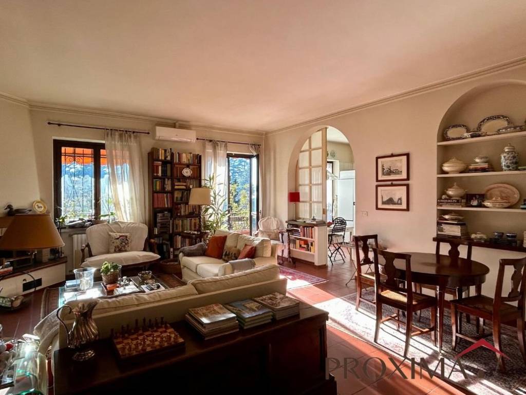 Vendita Appartamento in via Valle Balbiana 21/1. Pino Torinese. Buono ...