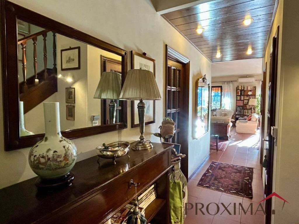 Vendita Appartamento in via Valle Balbiana 21/1. Pino Torinese. Buono ...