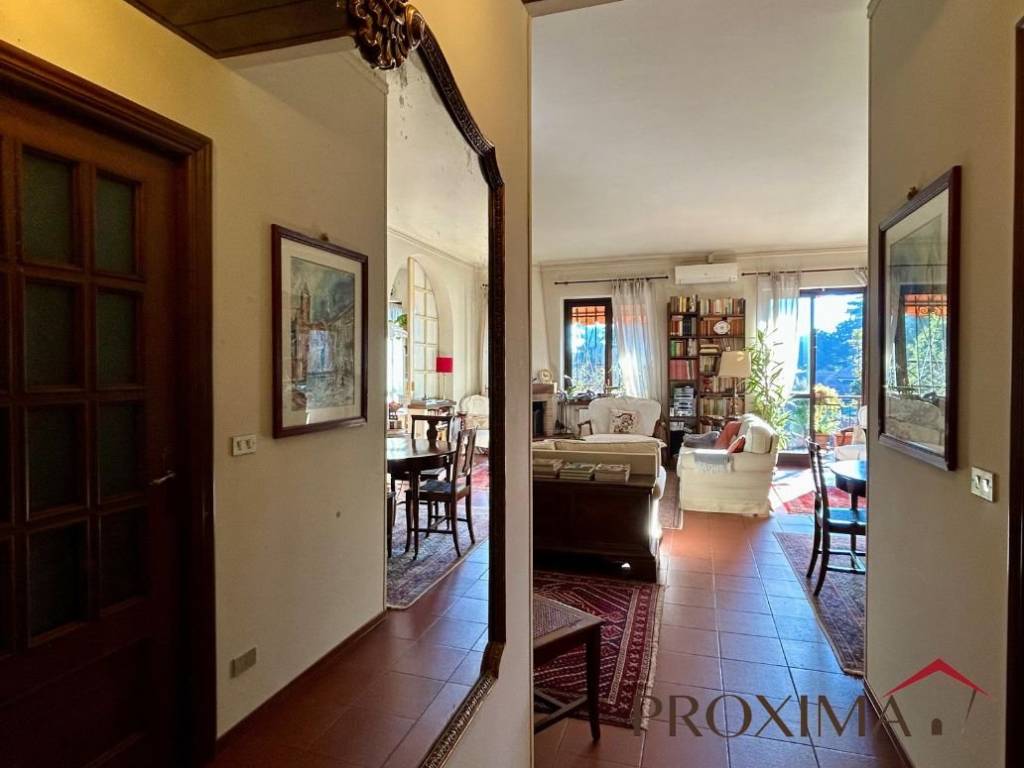 Vendita Appartamento in via Valle Balbiana 21/1. Pino Torinese. Buono ...