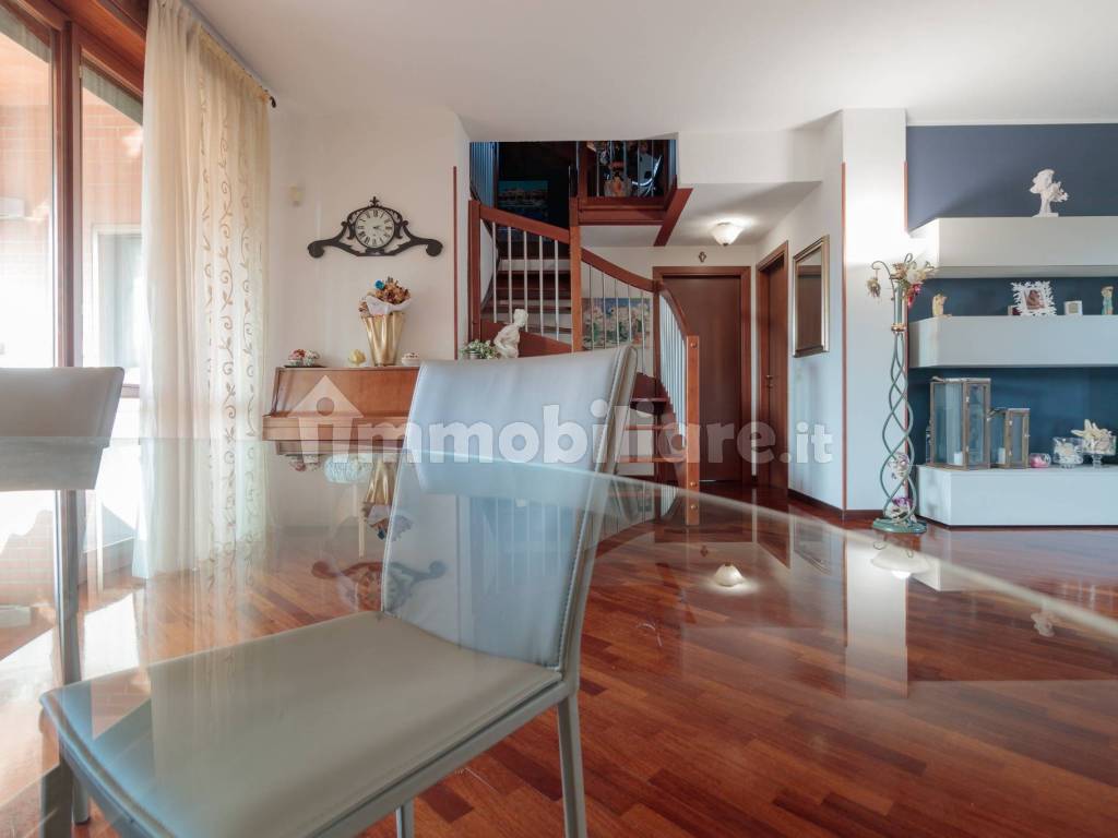Sale Apartment in via Pitagora 13. Rho. Excellent condition, first ...