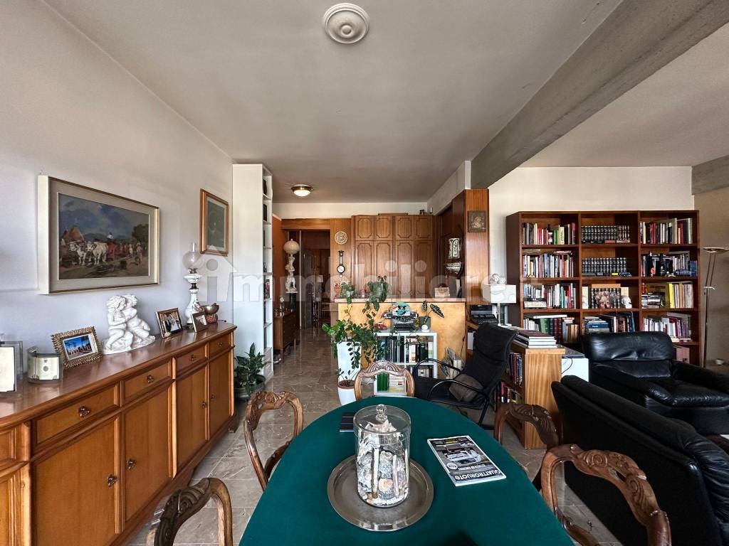 Vendita Appartamento in via del Pino. Firenze. Buono stato, quarto ...