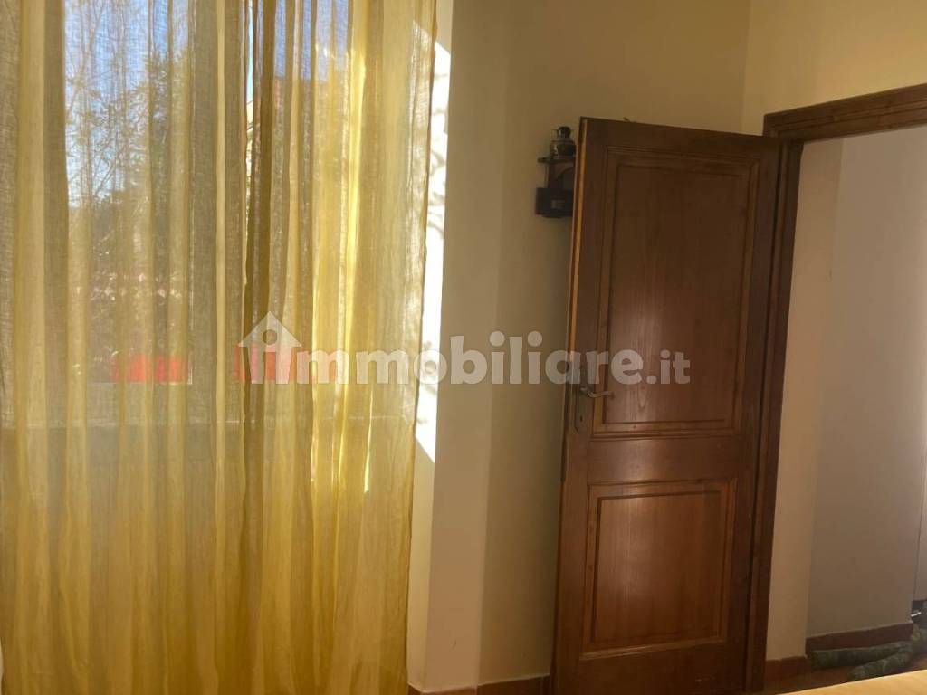 Stanza singola in affitto, affittasi camera singola via Angelo Zottoli ...