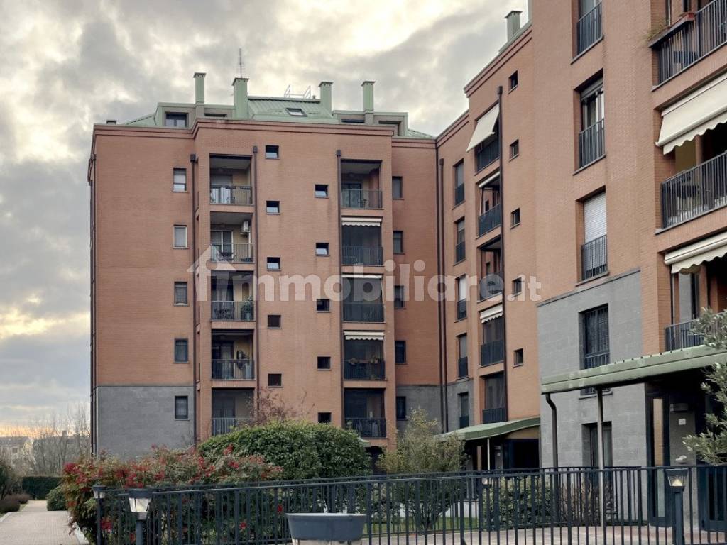 Vendita Appartamento Buccinasco. Trilocale in via Guido Rossa. Quinto ...