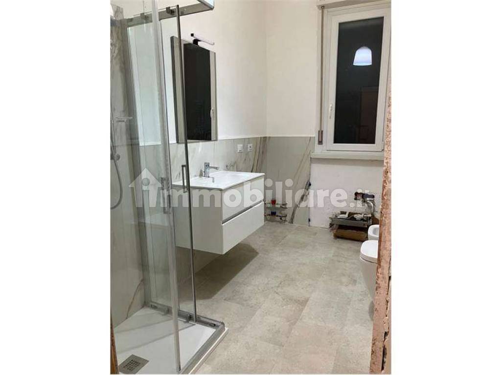 Sale Apartment Bologna. 4-room flat in via Spartaco. Excellent ...
