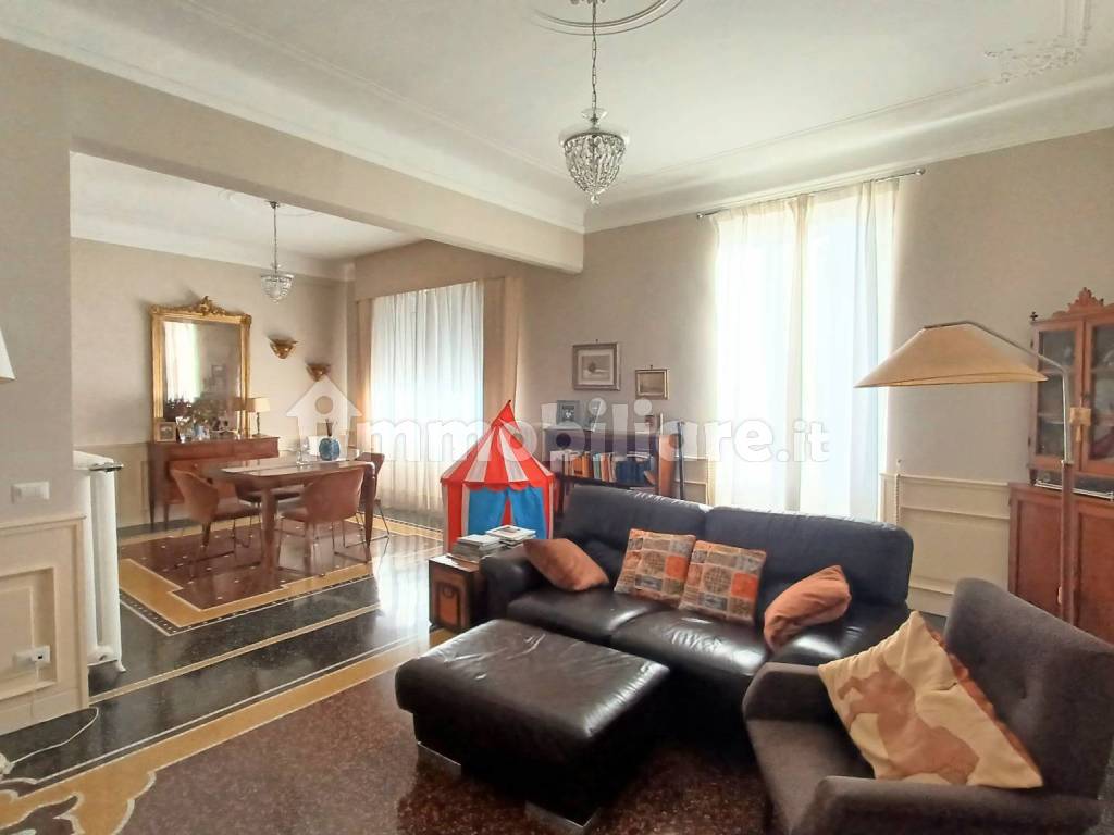 Affitto Appartamento in via Insurrezione 23-25 Aprile 1945. Genova ...