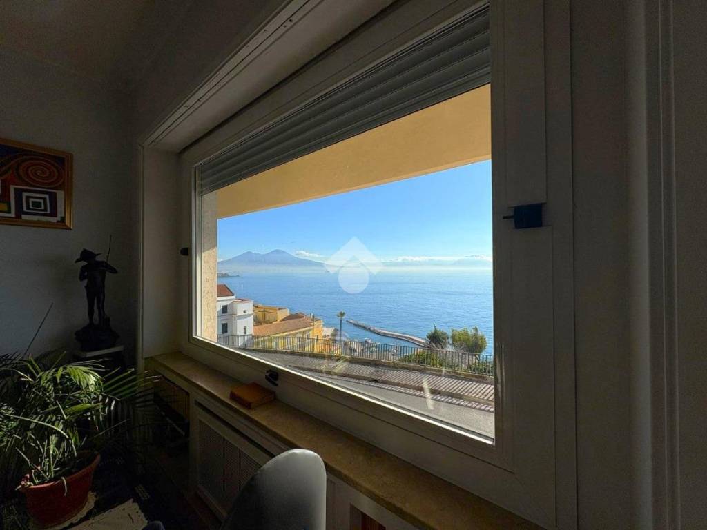 Vendita Appartamento Napoli. Quadrilocale in via Francesco Petrarca 199 ...