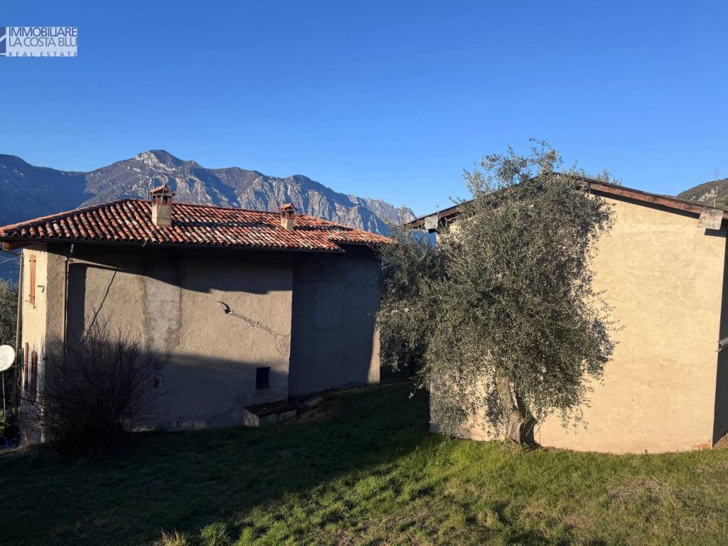 Vendita Rustico in Località Palazzina 20 Malcesine. Da ristrutturare ...