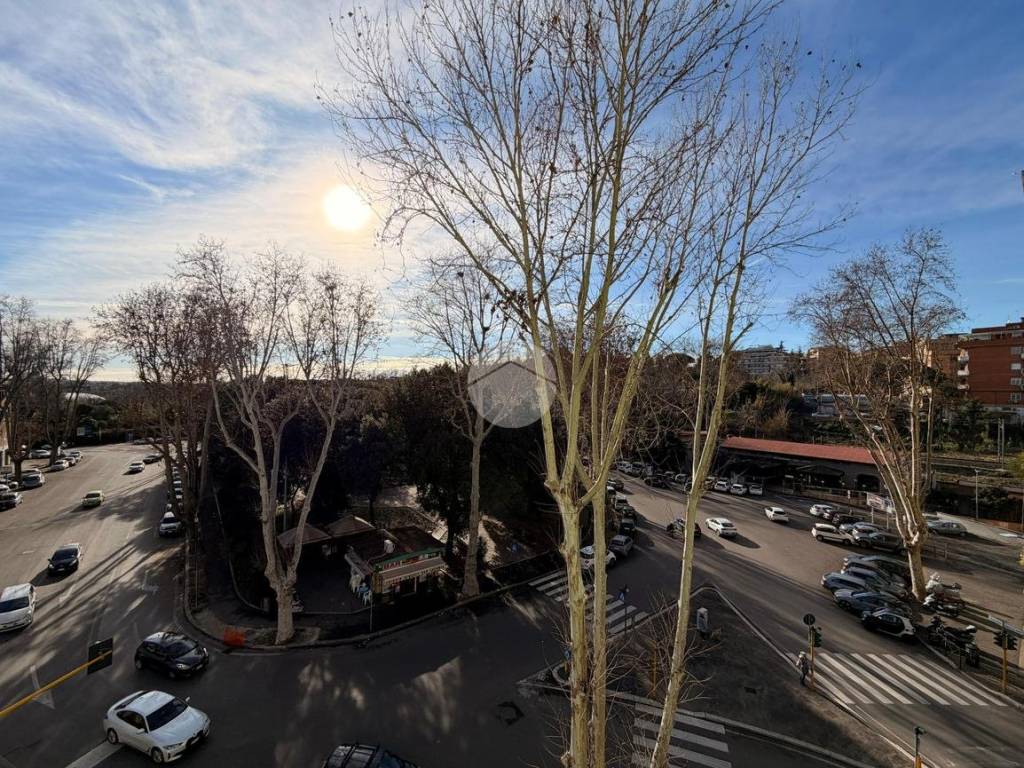 Vendita Appartamento Roma. Trilocale in piazza Antonio Meucci. Da ...