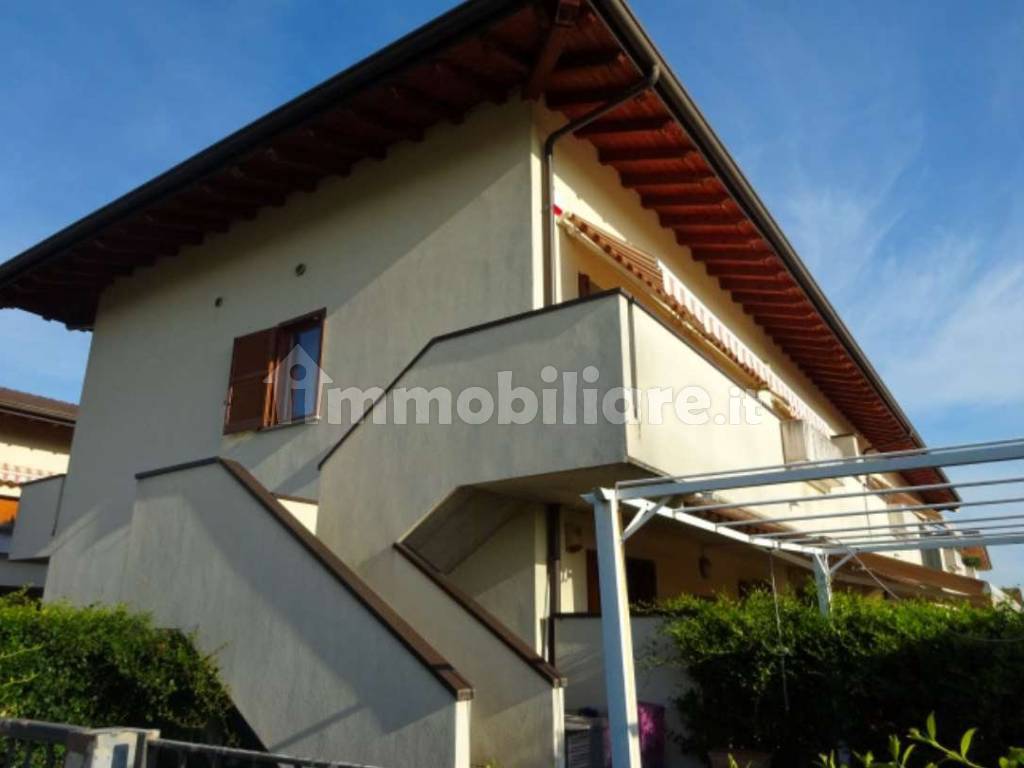 Asta per appartamento, via F. Nullo, 64 Bonate Sopra, rif. 126266131 ...