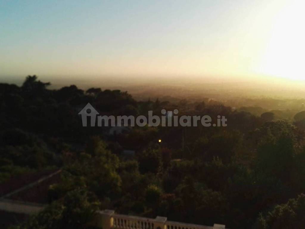 Affitto Villa unifamiliare in viale Bruno Buozzi Marino. Ottimo stato ...