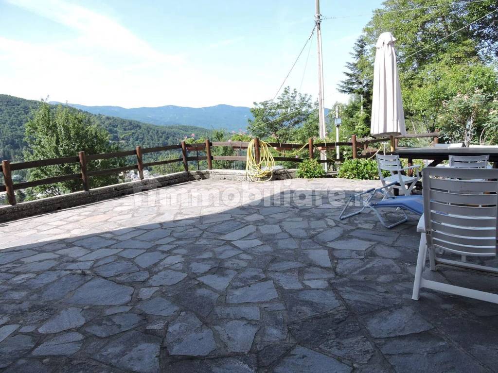 Vendita Appartamento Santo Stefano d'Aveto. Trilocale, Buono stato ...