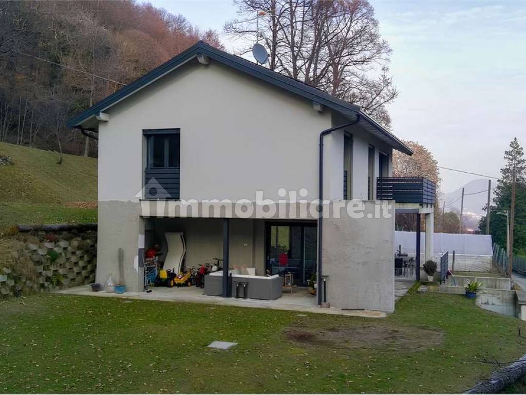 Vendita Villa unifamiliare Castello Cabiaglio. Nuova, posto auto, con ...