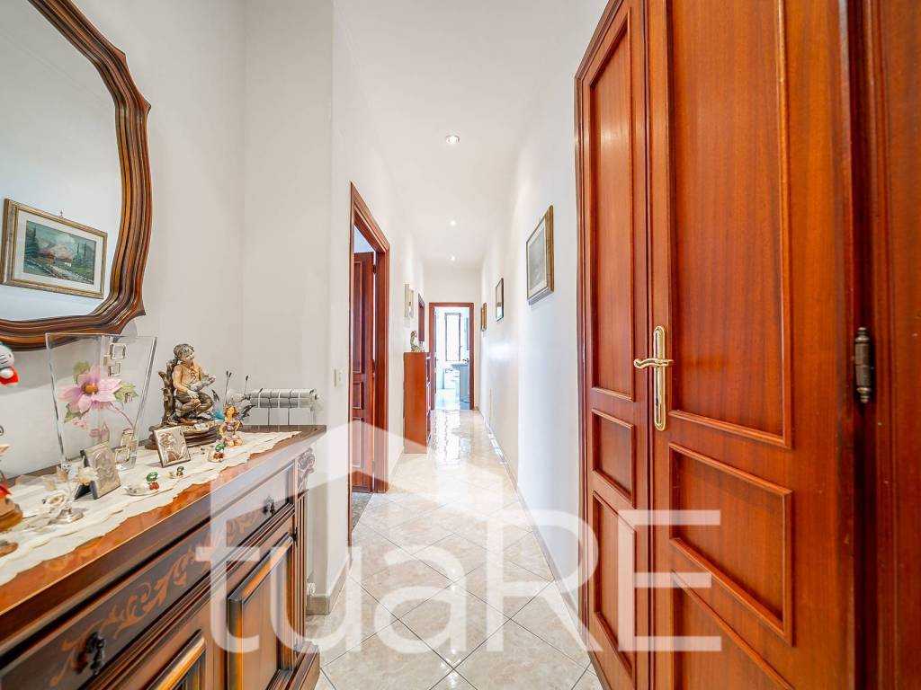 Vendita Appartamento Roma. Trilocale in via Alessandro Avoli. Ottimo ...