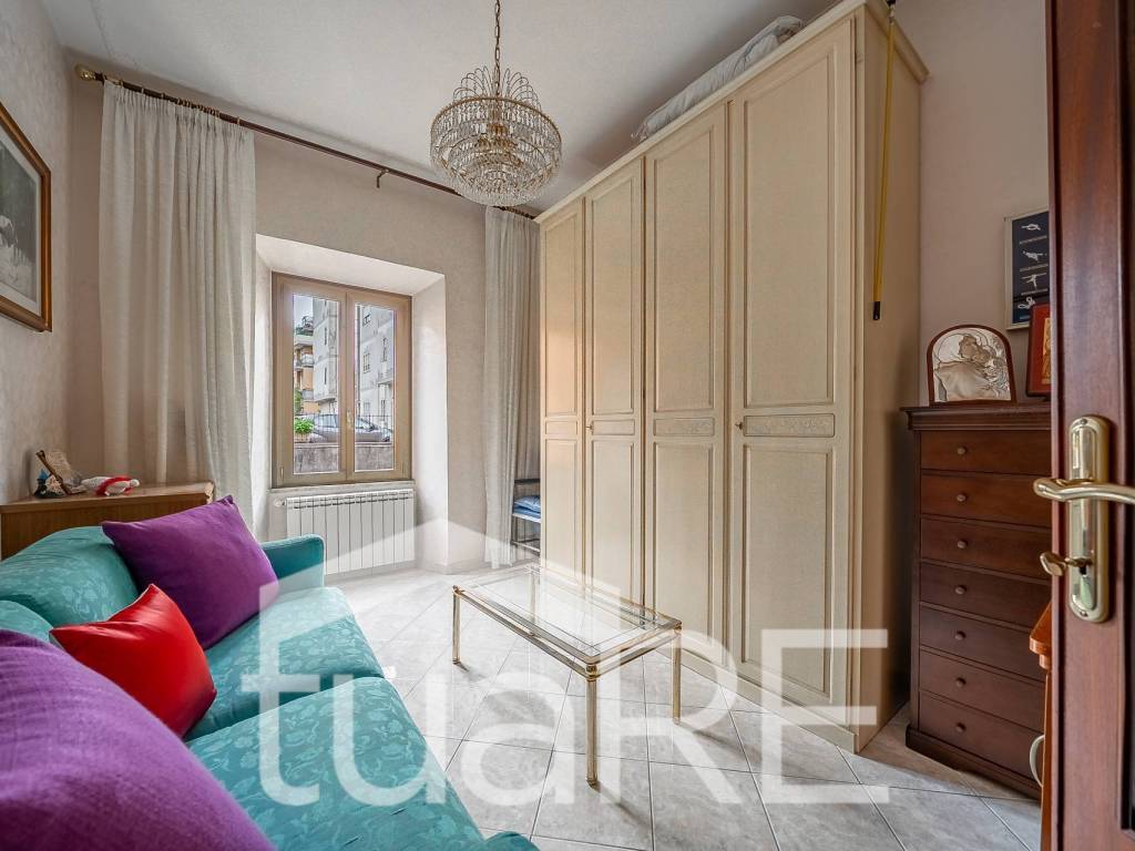 Vendita Appartamento Roma. Trilocale in via Alessandro Avoli. Ottimo ...