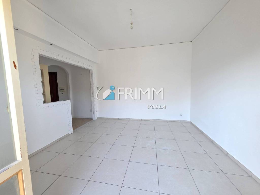 Rent Apartment Volla. 3-room flat in via Peppino Rossi. Good condition ...