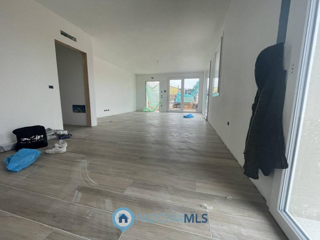 Vendita Villa plurifamiliare Rubano. Nuova, posto auto, riscaldamento ...