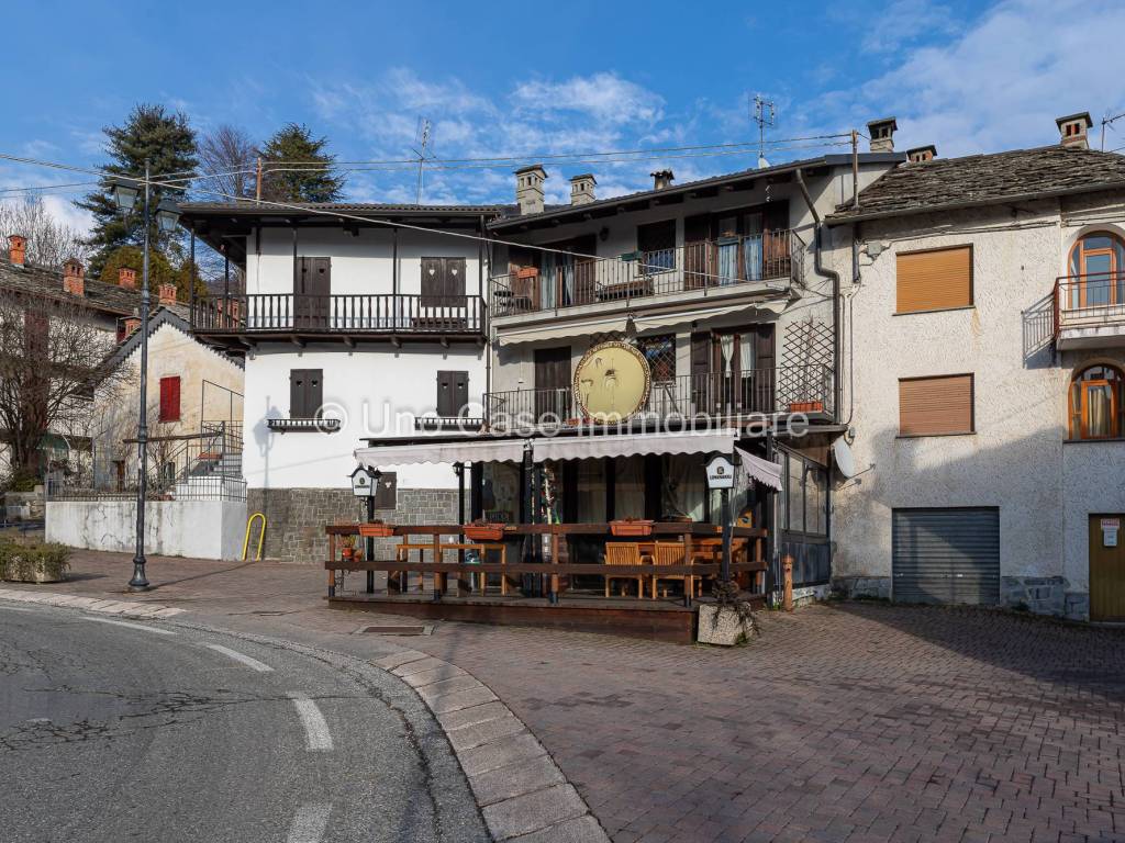 Vendita Terratetto unifamiliare in piazza Ricardi 3 Valchiusa. Buono ...
