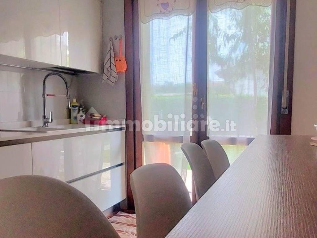 Vendita Villa bifamiliare in via Giosuè Carducci Silea. Buono stato ...