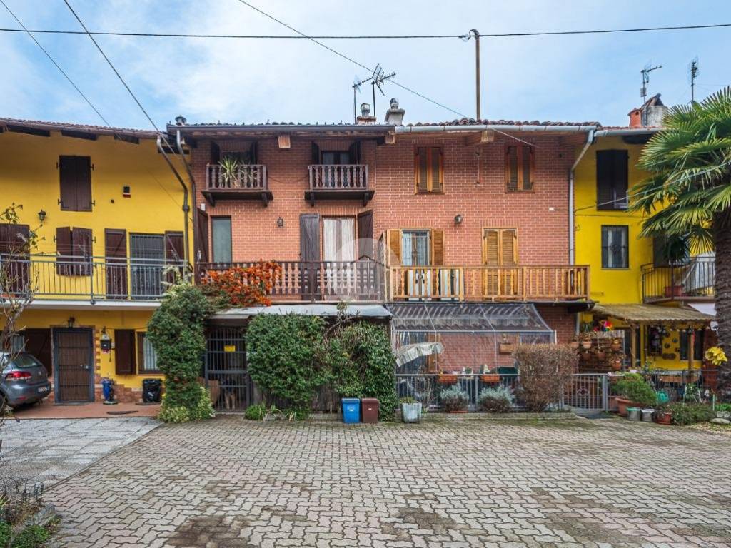 Vendita Casa colonica in via Barra 28 Cafasse. Buono stato, posto auto ...