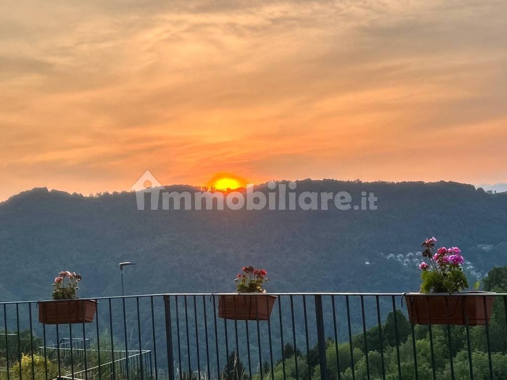 Vendita Villa bifamiliare in via Monte Cervino 67 Selvino. Ottimo stato ...