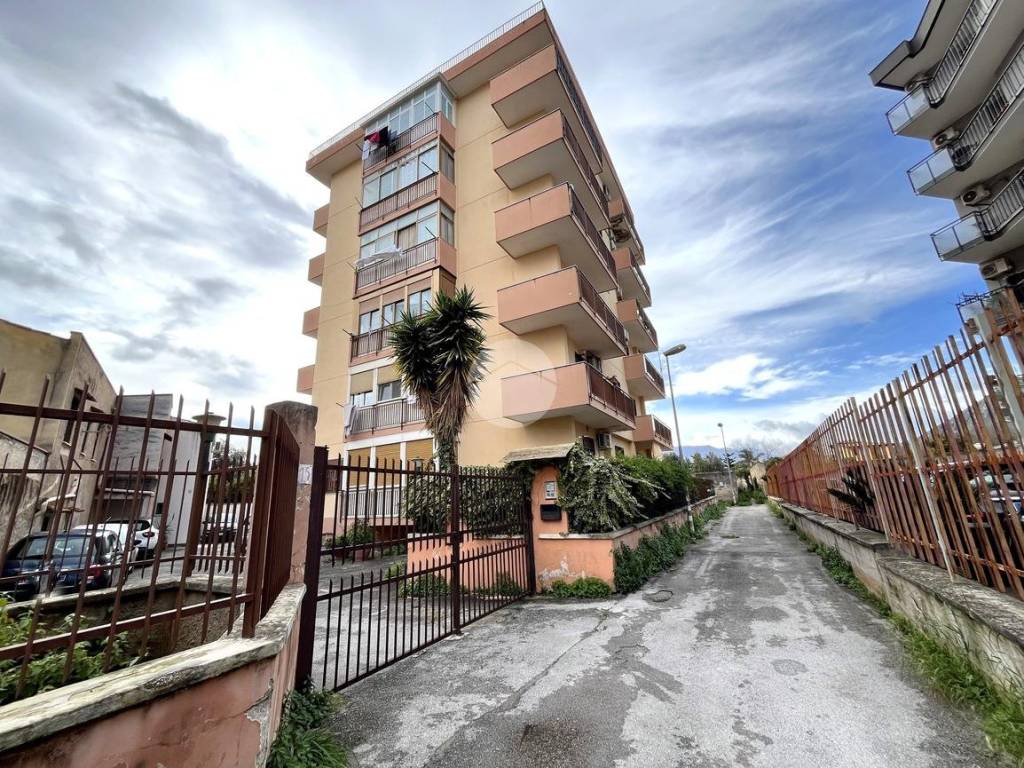 Vendita Appartamento Palermo. Bilocale in via San Gabriele ad Altarello ...