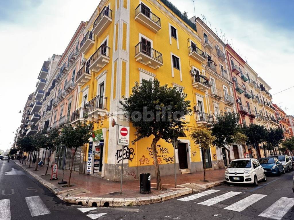 Vendita Appartamento Taranto. Quadrilocale in via Nitti 93. Buono stato ...