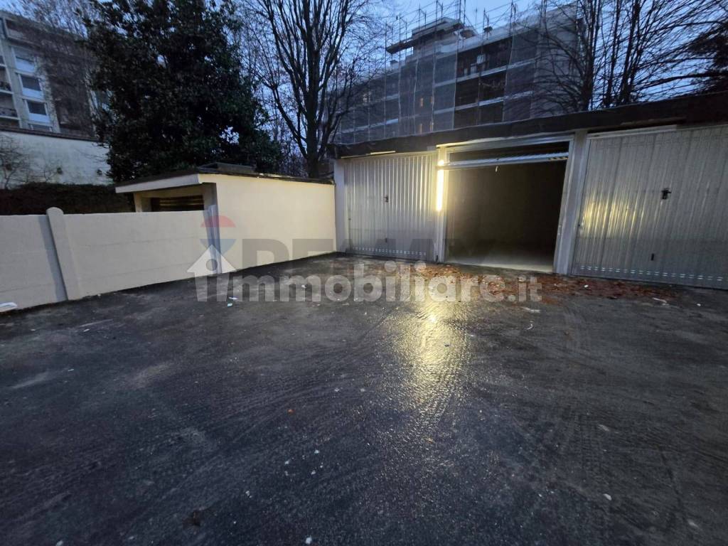 Garage - Box via Civitali 47, Milano, Rif. 126711727 - Immobiliare.it