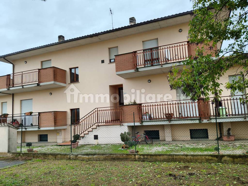 Vendita Appartamento Perugia. Trilocale in Strada Tiberina Nord 264 ...