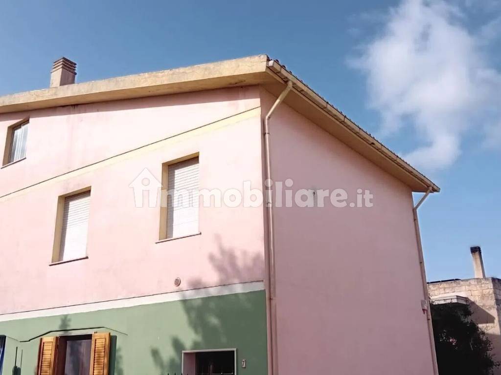 Vendita Appartamento in via Mario Carboni, 7. Sassari. Da ristrutturare ...