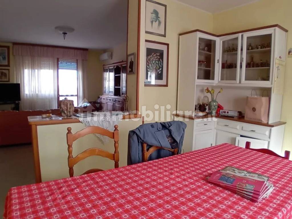 Vendita Appartamento in via Mario Carboni, 7. Sassari. Da ristrutturare ...