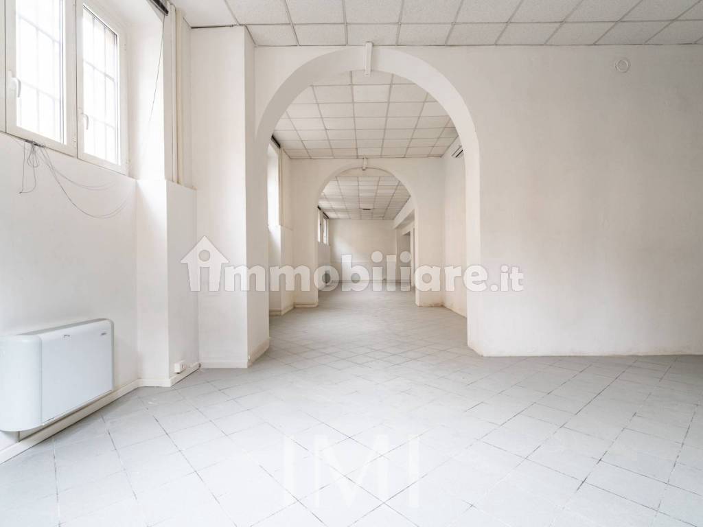 Laboratorio via Novi 4, Milano, Rif. 126809061 - Immobiliare.it